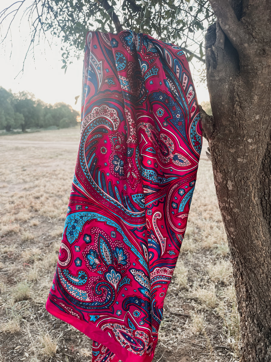 Wild rag – Outwest Collective